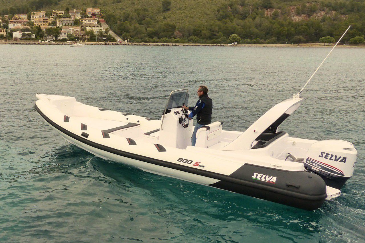 Motorboat Selva 800 Selva for rent - Italy | Boataround