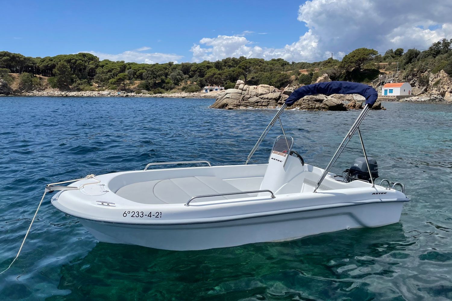Motorboat Astec 450 Astec 1 for rent - Spain | Boataround