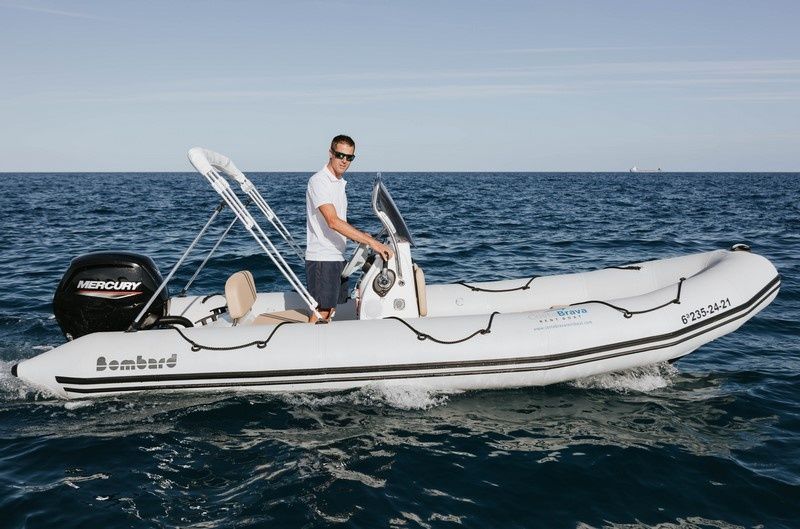 Motorboat Bombard Sunrider 550 21 for rent - Spain | Boataround