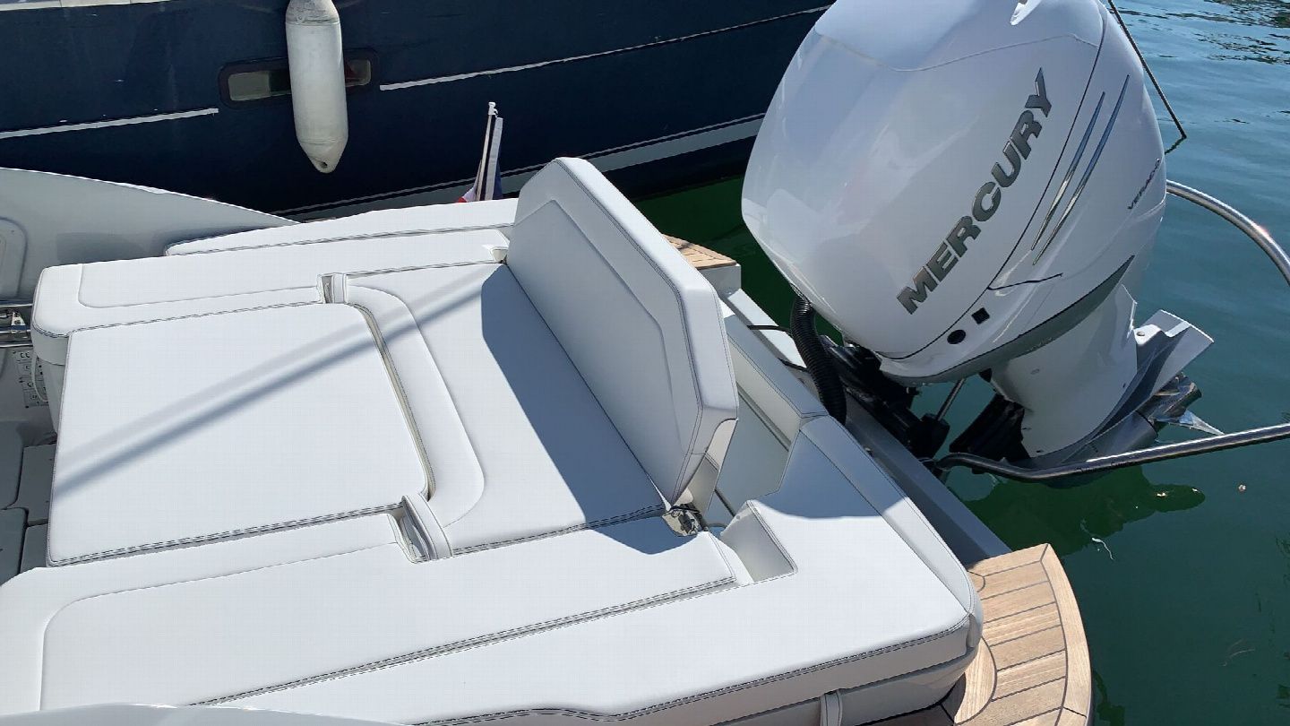 Motorboat Clear Libra Open Top Model for rent - France | Boataround