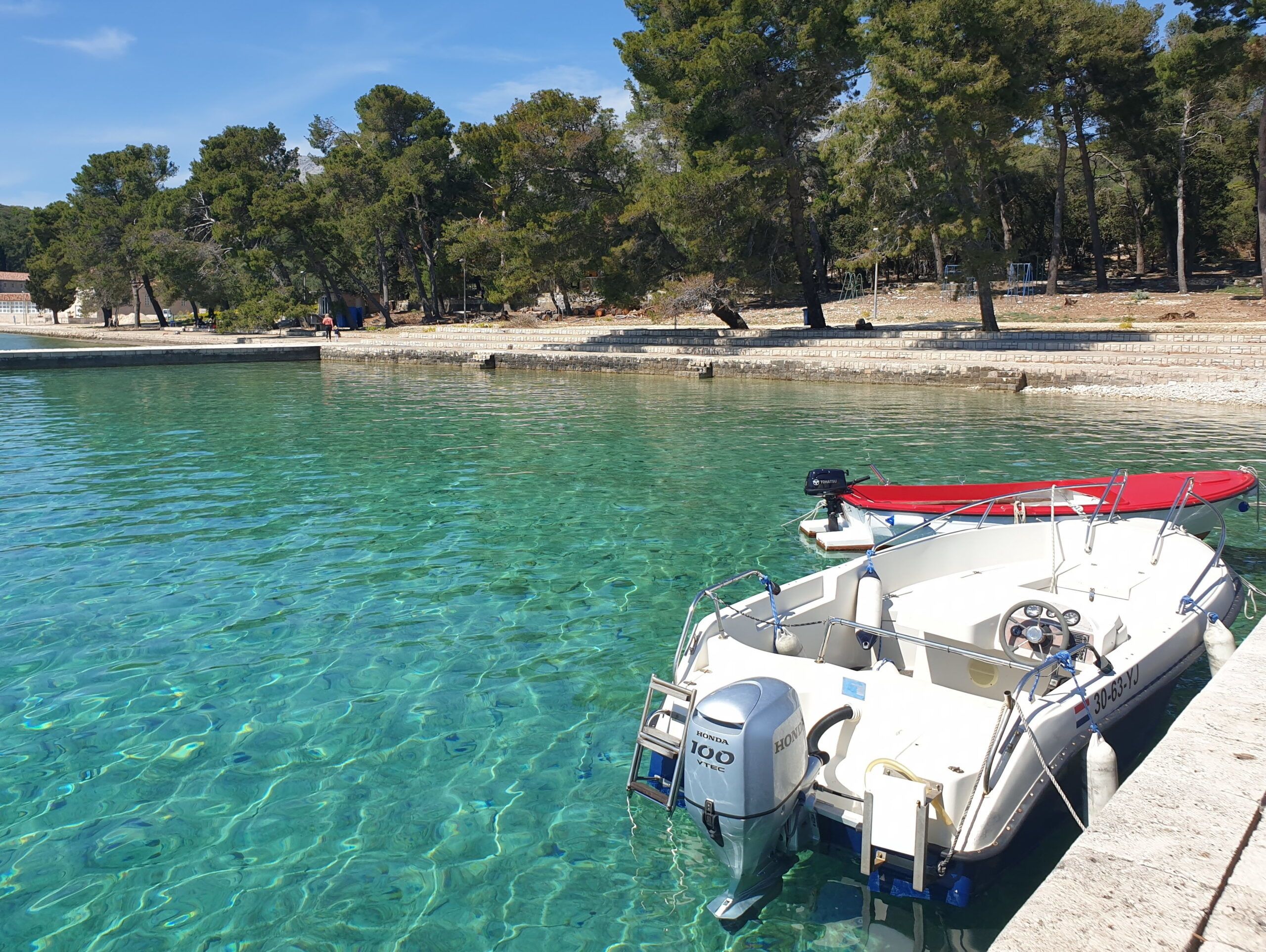 Motorboat Uttern 5412 2000 for rent - Croatia | Boataround