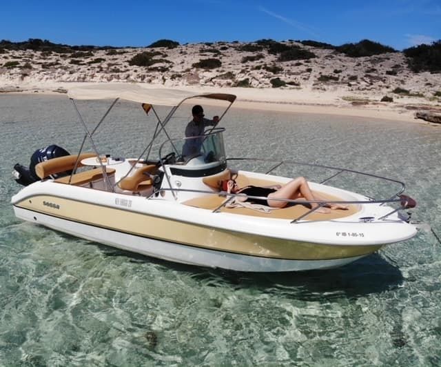 Motorboat Sessa Key Largo 20 Deck 16 for rent - Spain | Boataround