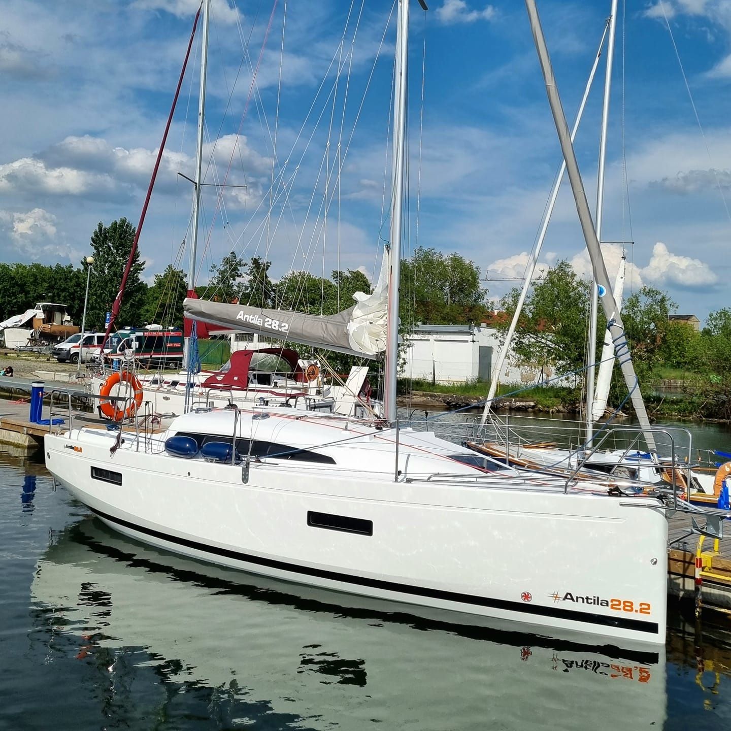 Sailing yacht Antila 28.2 Eclips for rent - Poland | Boataround