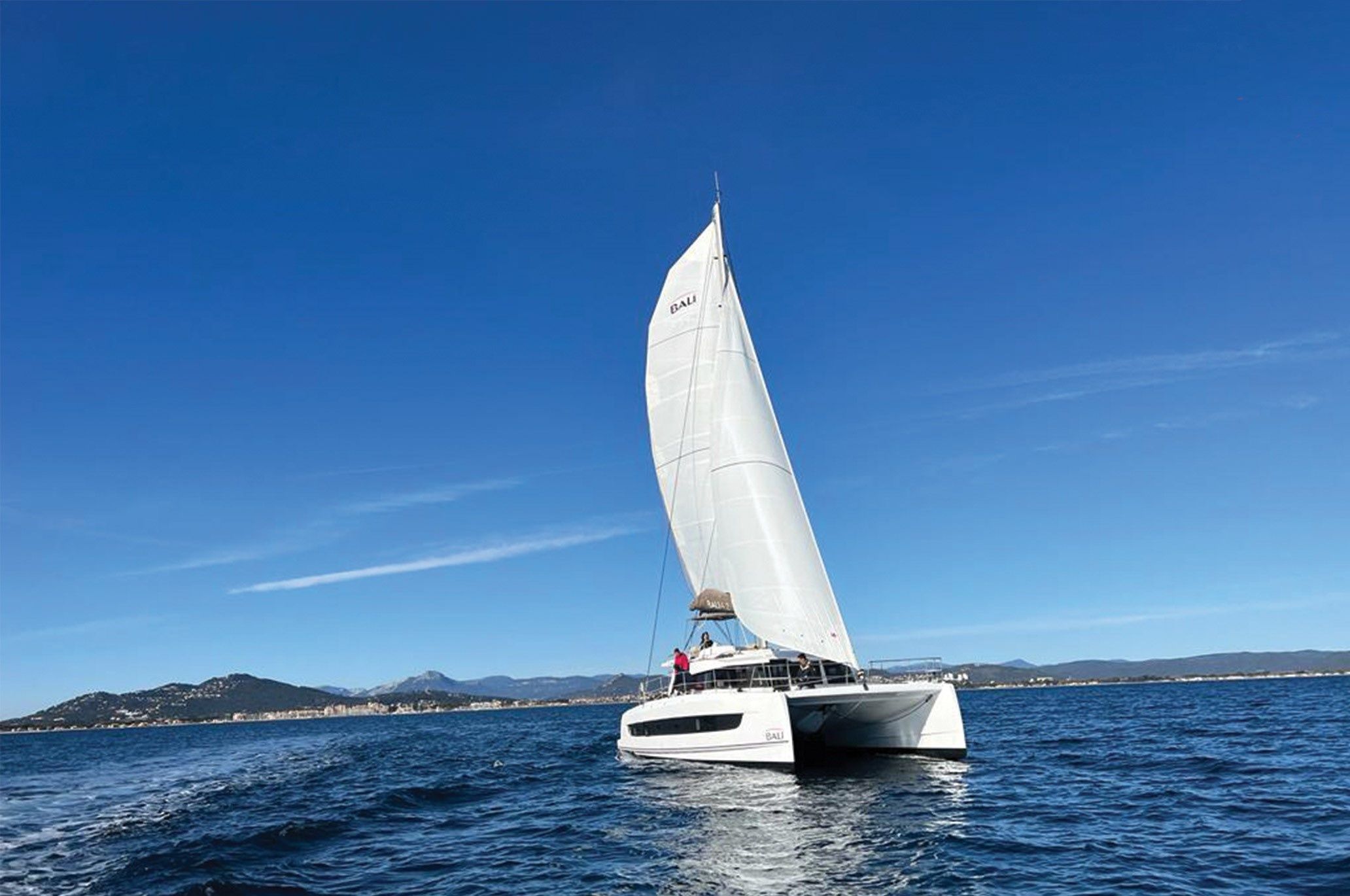 Catamaran Bali 4.2 Aquilon for rent - France | Boataround