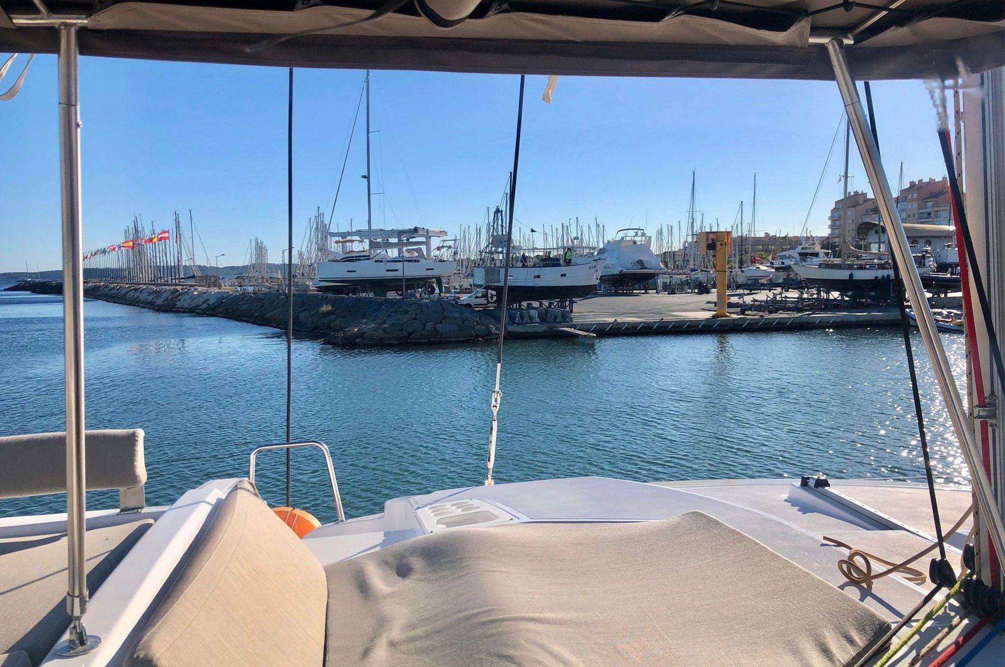 Catamaran Bali 4.2 Aquilon for rent - France | Boataround