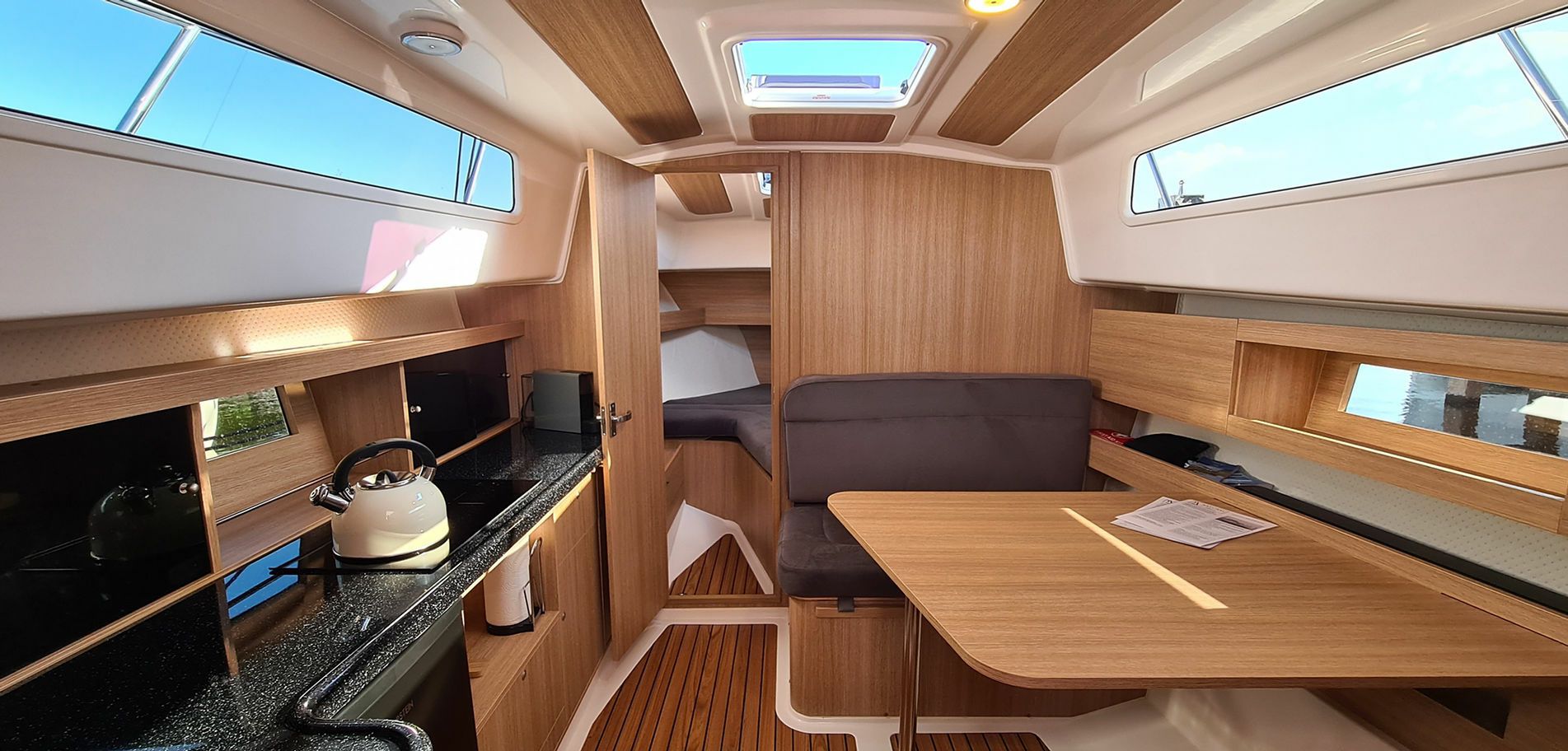 Sailing yacht Maxus 34 Happy Seal for rent - Netherlands | Boataround