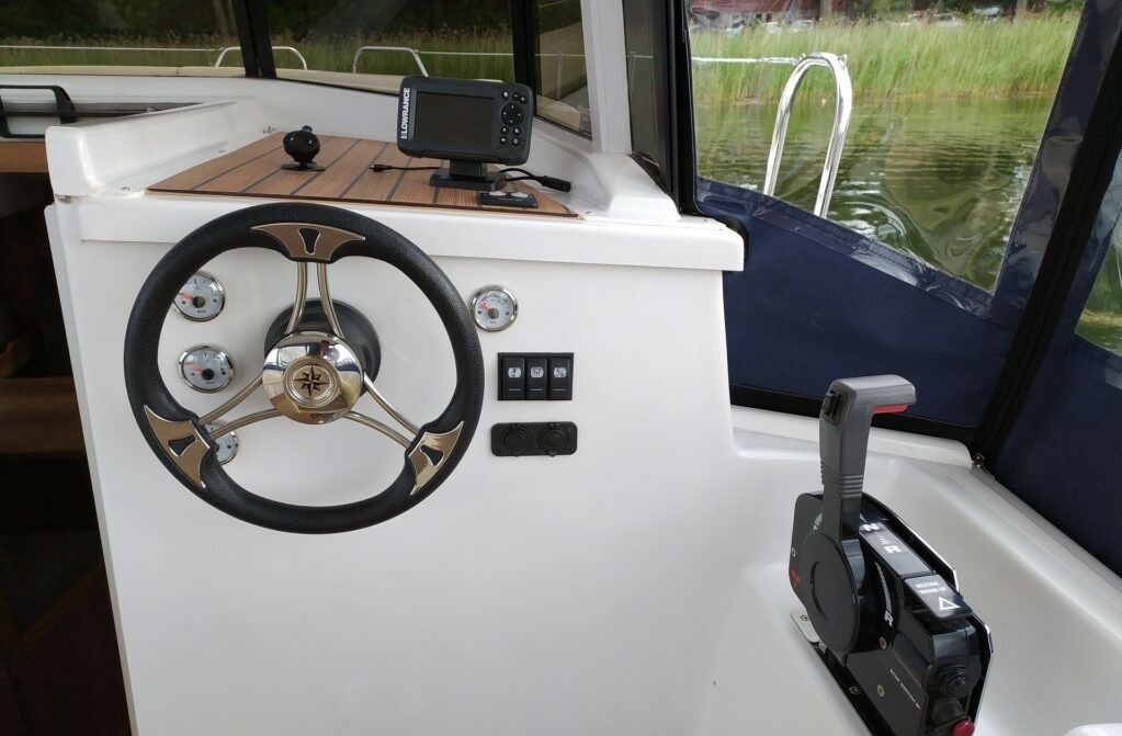 Motor yacht Calipso 750 Vagabond 3 for rent - Poland | Boataround