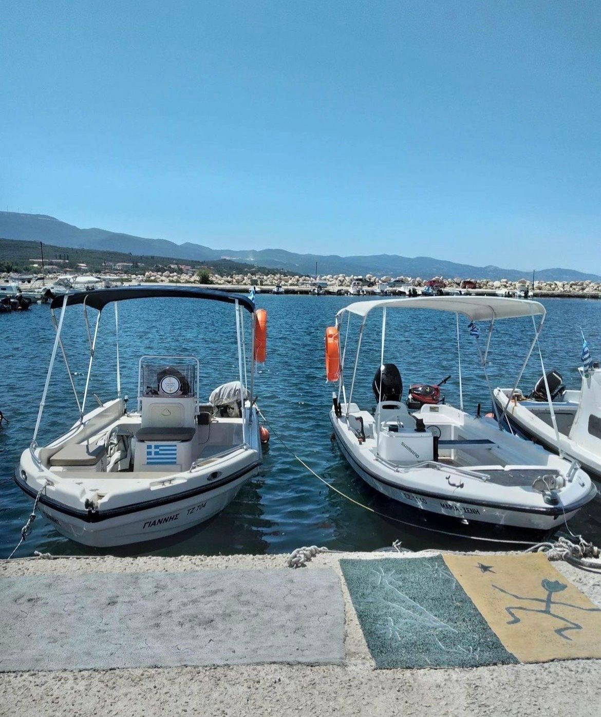 Motorboat Alfa Hellas 500 Maria Xeni for rent - Greece | Boataround