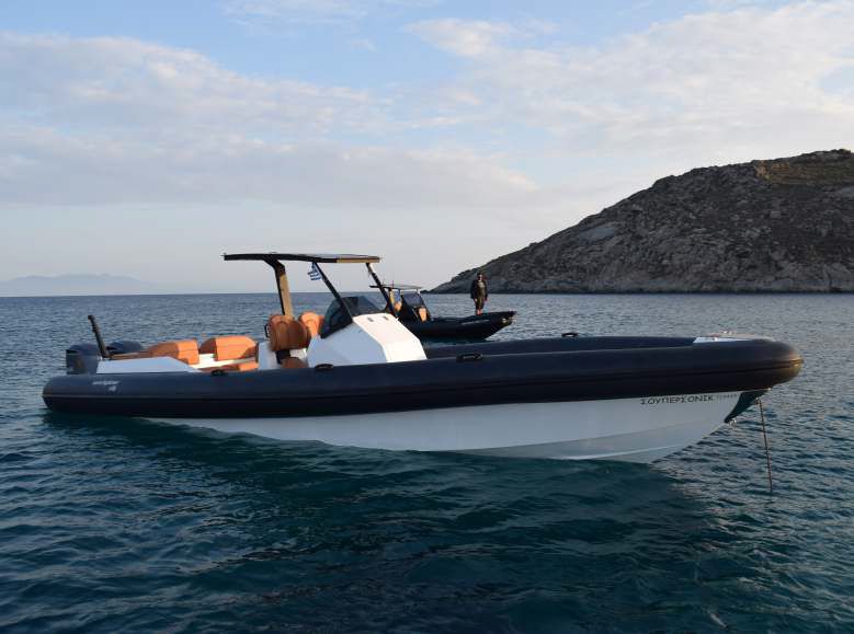 Motorbåt Seafighter Shadow 36 Super sonic att hyra - Grekland | Boataround