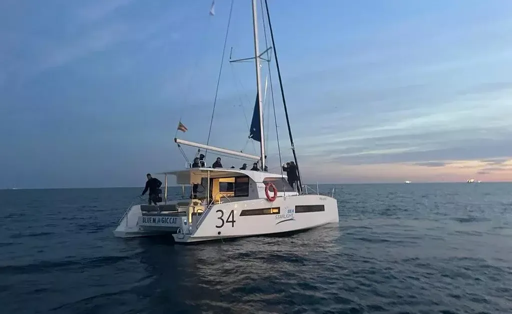 Catamaran Aventura 34 Blue Magic Cat for rent - Spain | Boataround