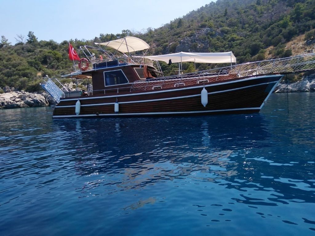 Motorna jahta Custom Built 39 Aysu 01 za najam - Turska | Boataround